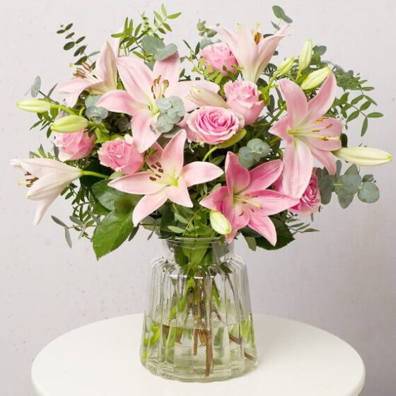 Rose and Lily Bouquet - Online-Flowers-UK.co.uk